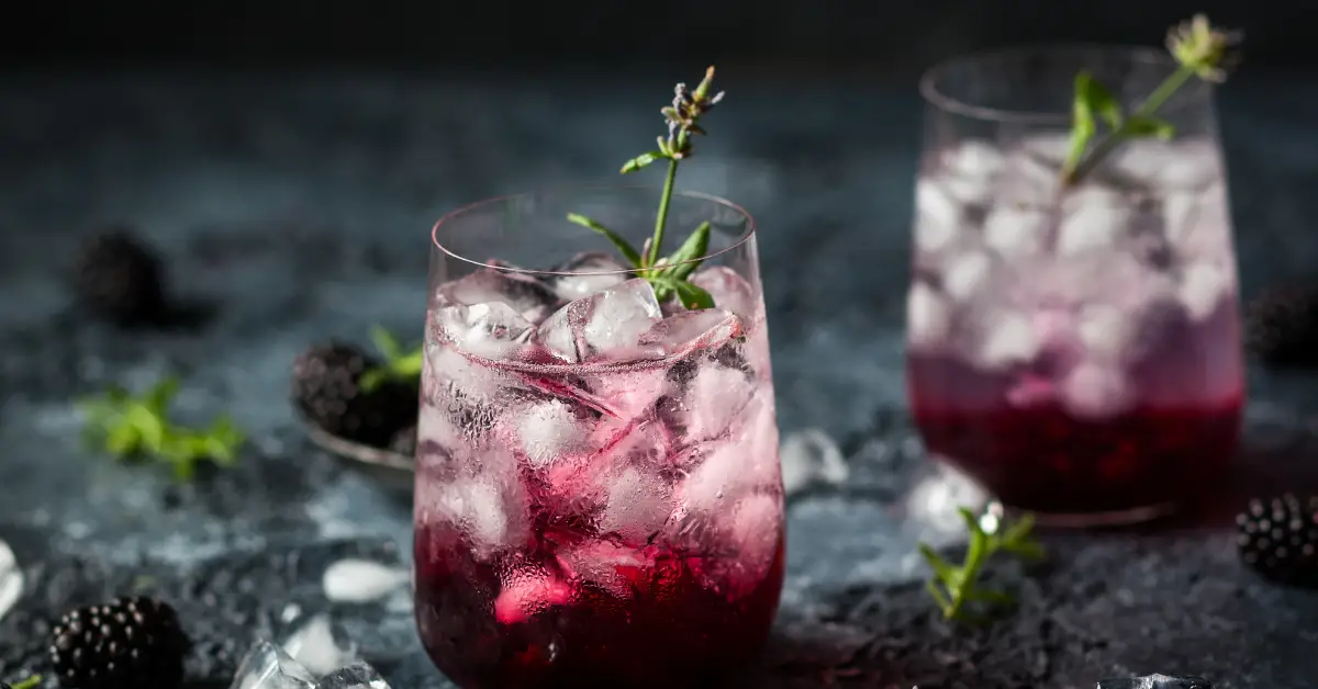 25 Refreshing Spring Drinks - Go Money Mom